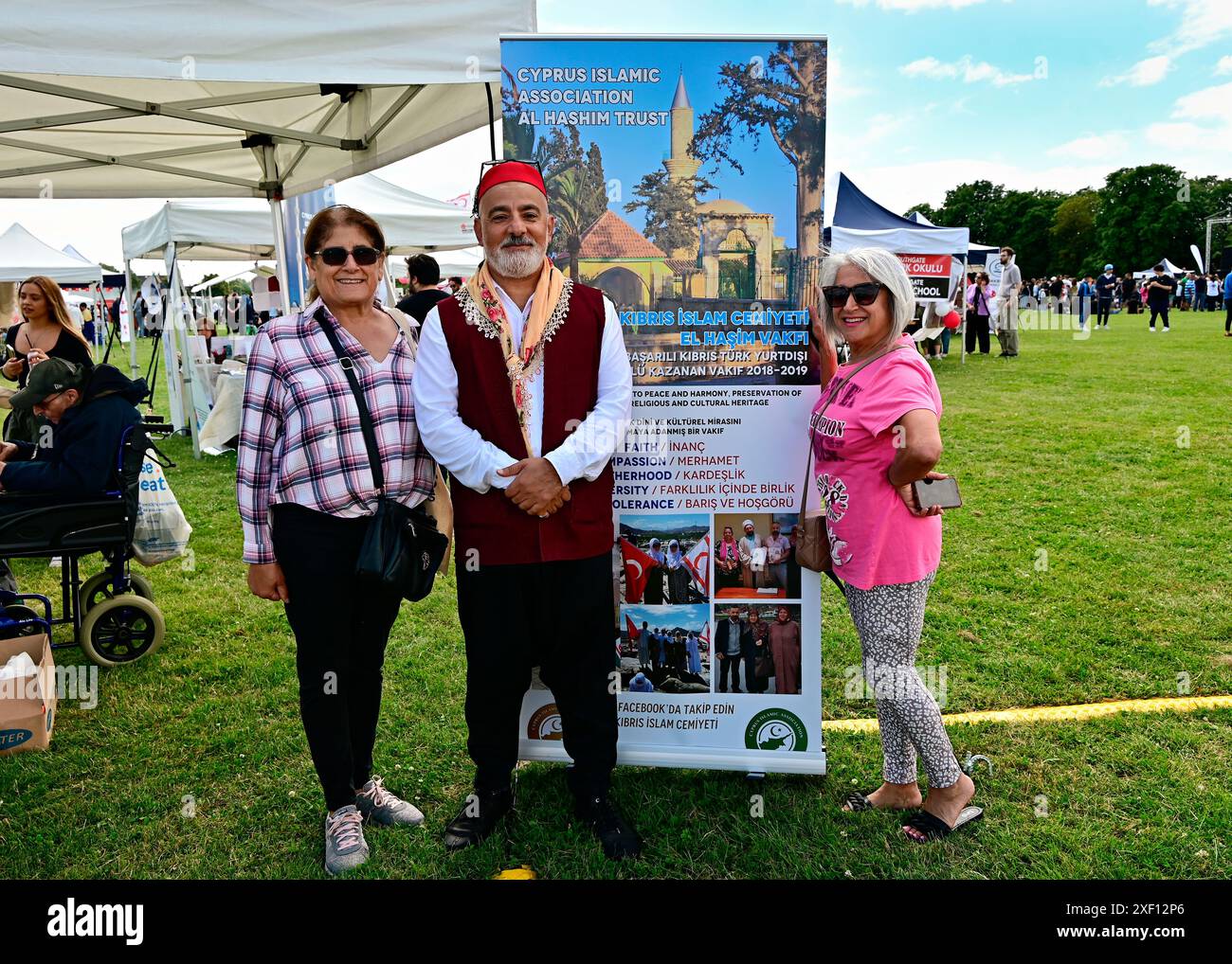 Cyprus folk art hi-res stock photography and images - Alamy
