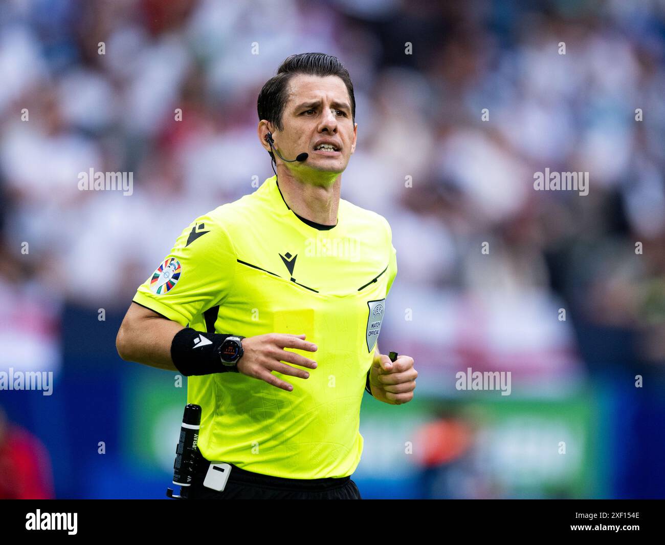 Schiedsrichter Halil Umut Meler (Tuerkei), GER, England (ENG) vs ...