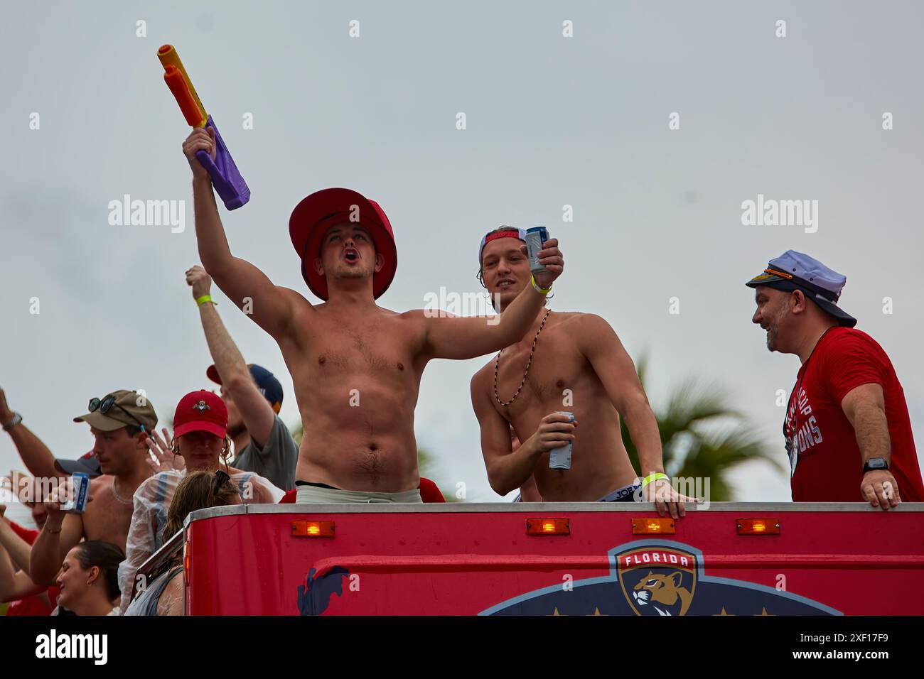 Fort Lauderdale, Florida, USA. 30th June 2024. Hundreds fans in Fort ...