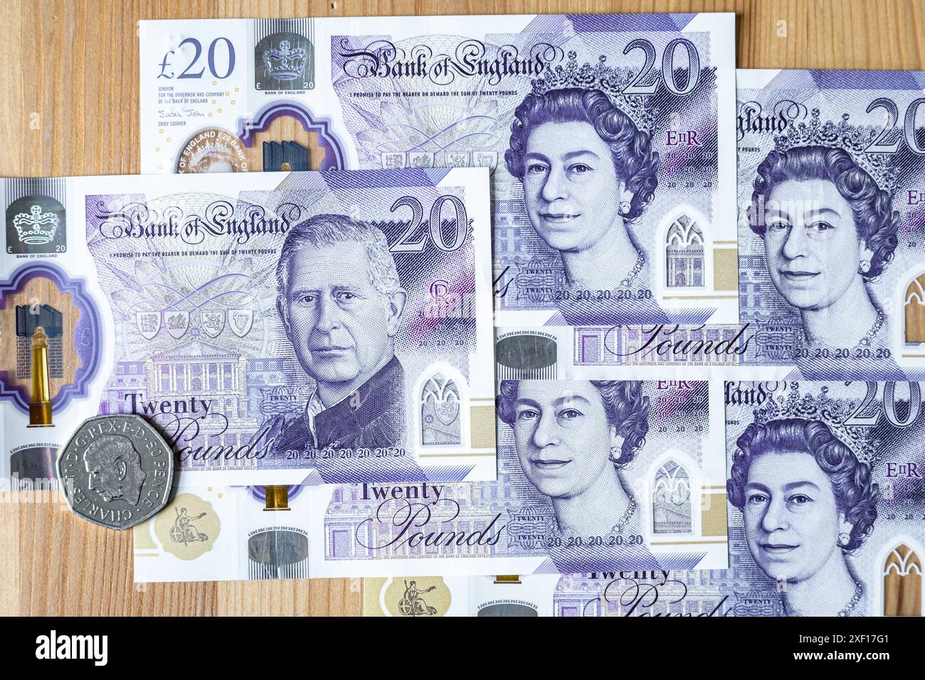 Queen elizabeth money bond note hi-res stock photography and images - Alamy
