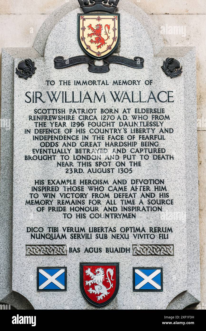 A close-up of a plaque dedicated to the memory of Sir William Wallace ...