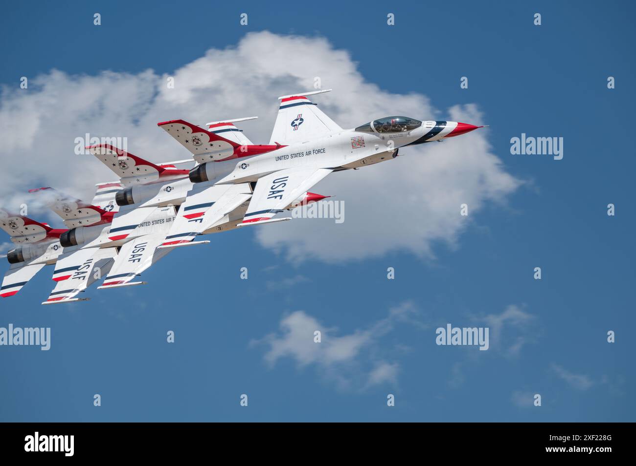 The U.S. Air Force Thunderbirds perform during the Warriors Over the ...