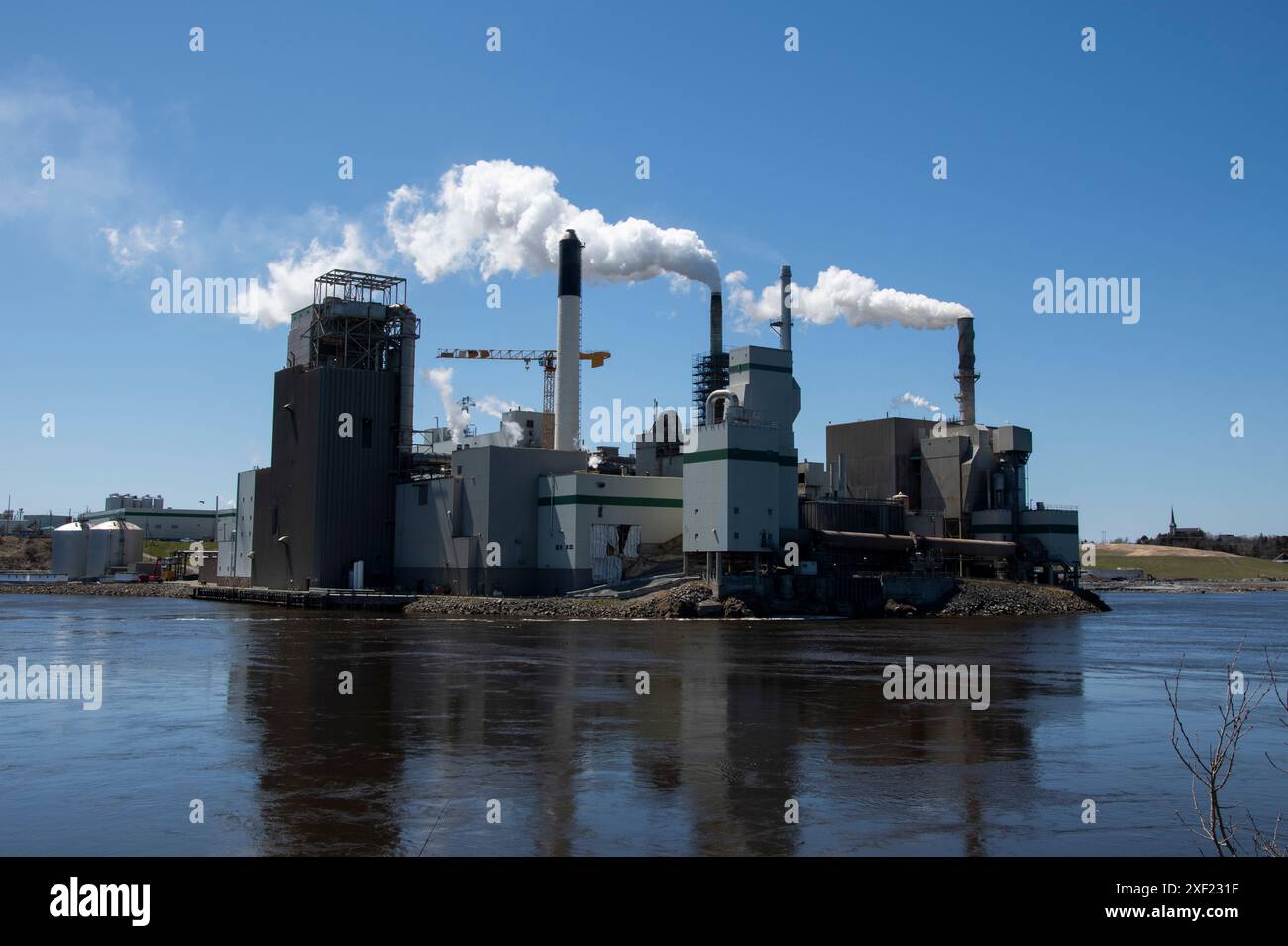 Irving pulp & paper mill at the Reversing Falls in Saint John, New ...