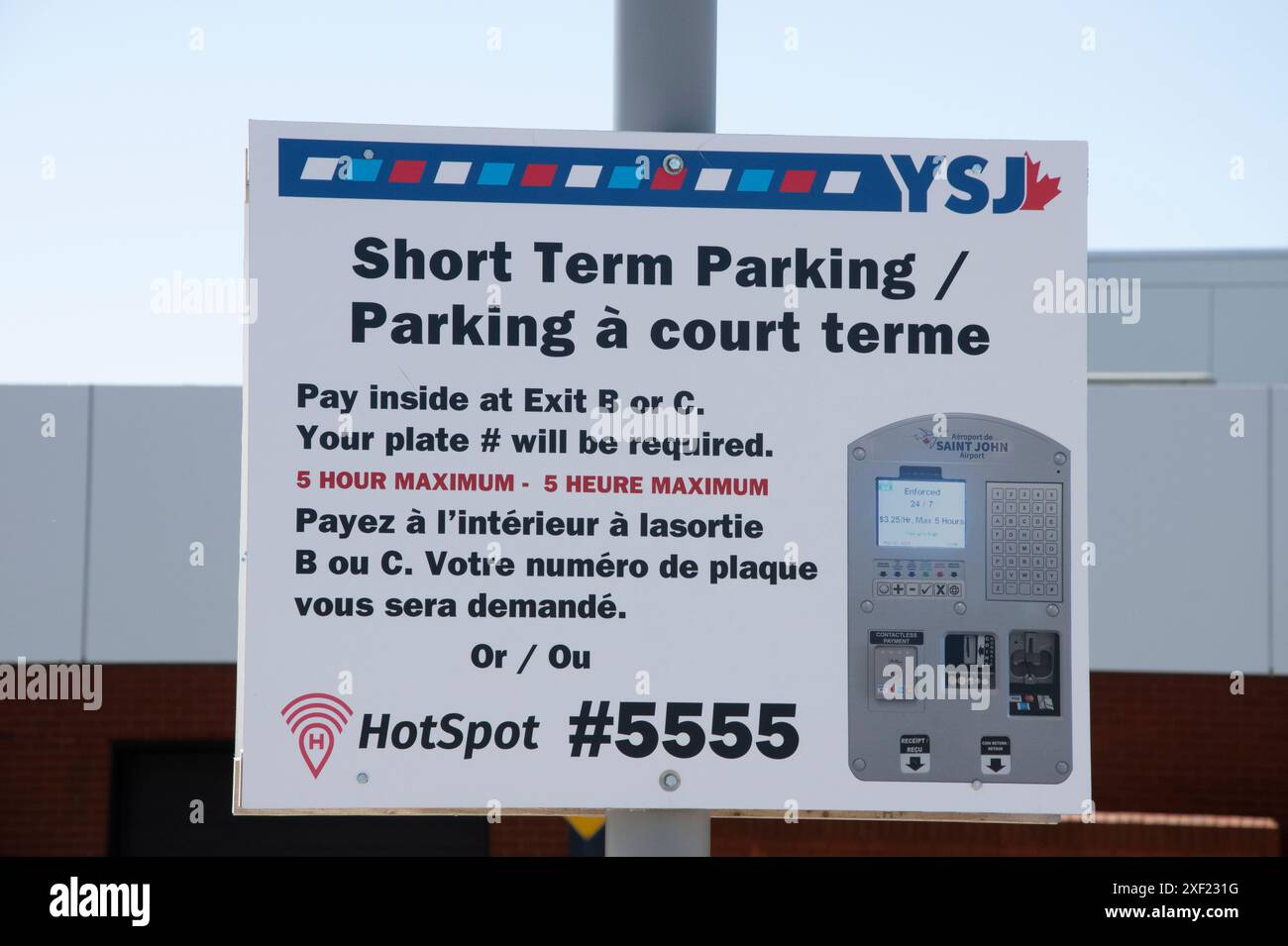 Short term parking hi-res stock photography and images - Alamy