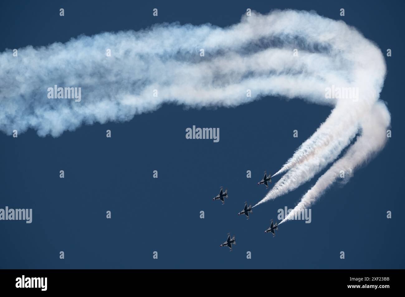 The U.S. Air Force Thunderbirds perform during the Warriors Over the ...
