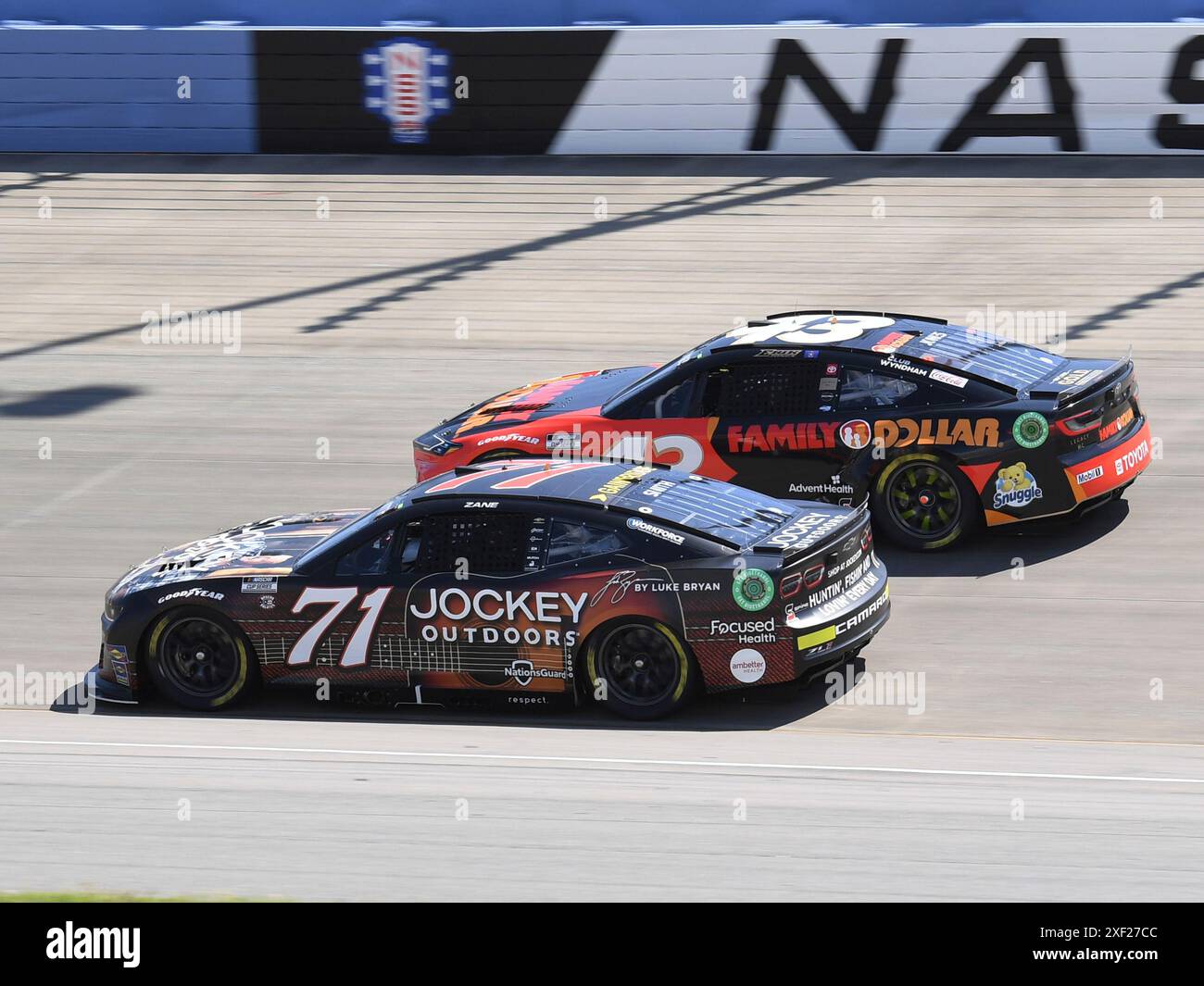 NASHVILLE, TN - JUNE 30: Zane Smith (#71 Spire Motorsports Jockey ...