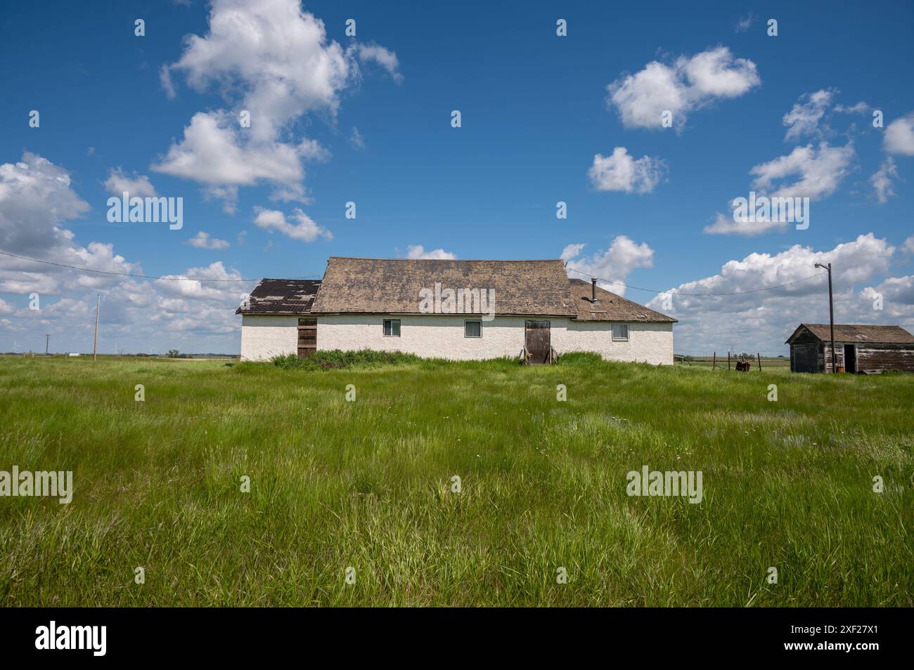 Abandoned community centre in the are of Garden Plain, north of Hanna ...