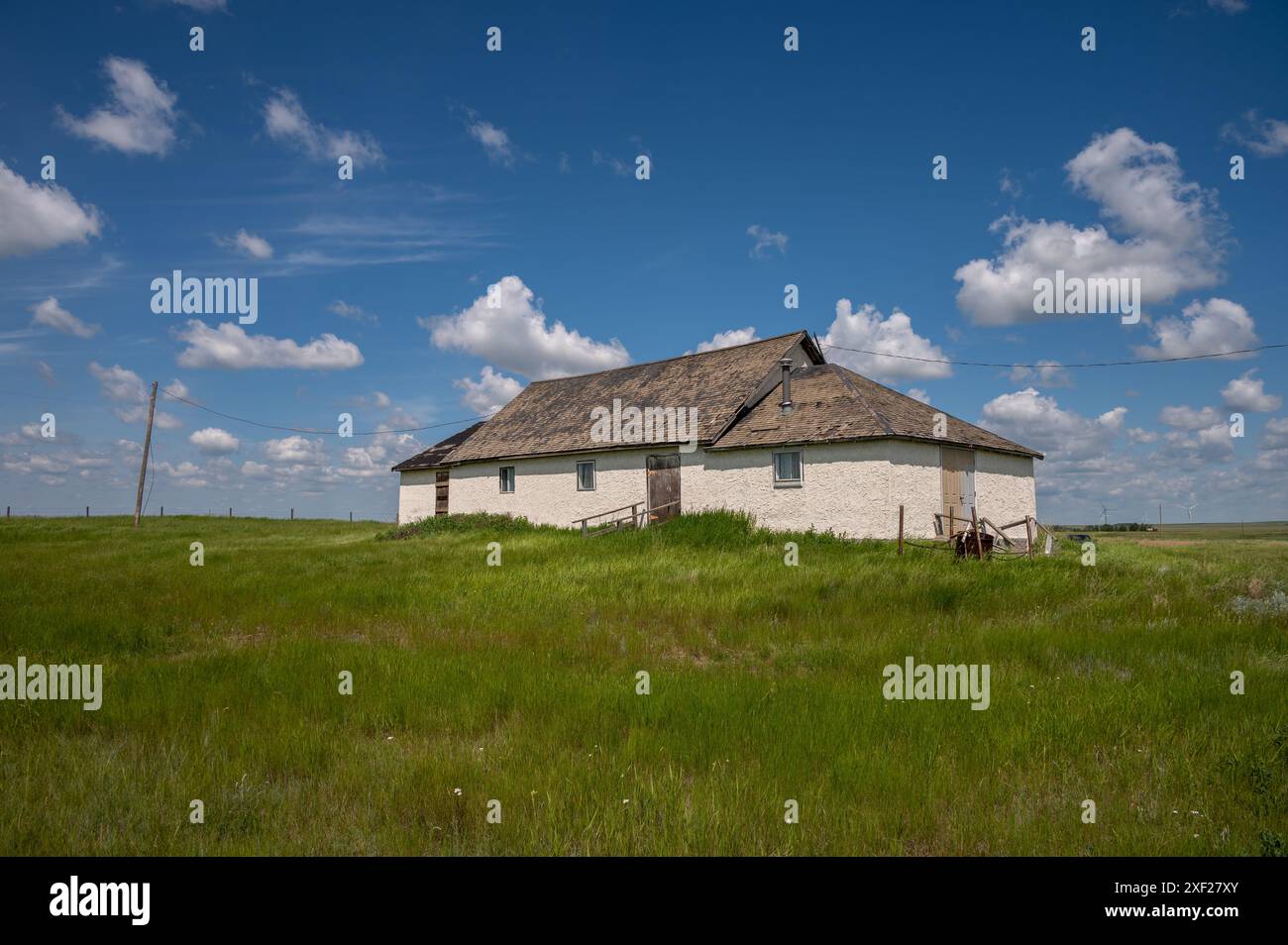 Abandoned community centre in the are of Garden Plain, north of Hanna ...