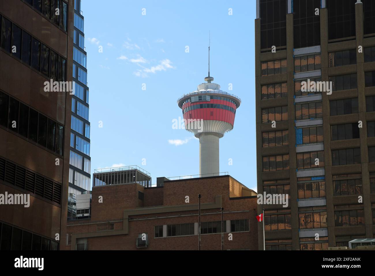 Calgary modern buildings hi-res stock photography and images - Alamy