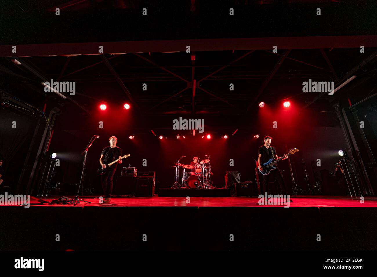 Keanu Reeves, Bret Domrose and Robert Mailhouse of Dogstar Stock Photo ...