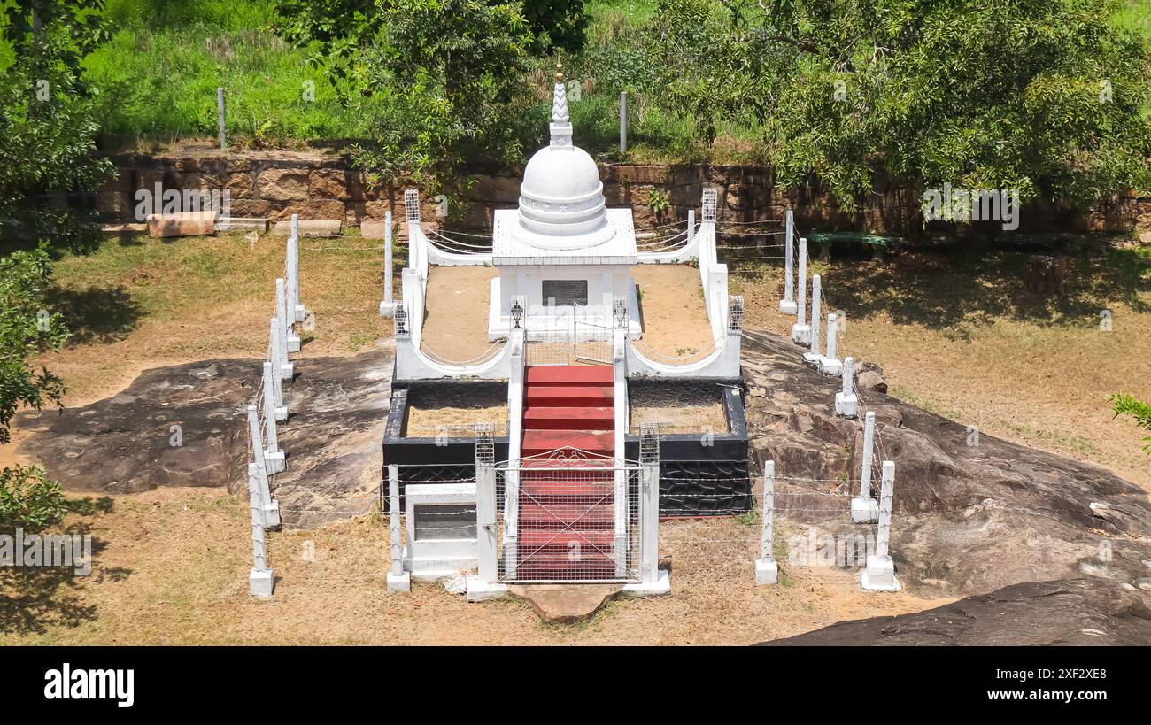 A Small Stupa Built Around Isurumuniya Buddhist Temple, Sacred World ...