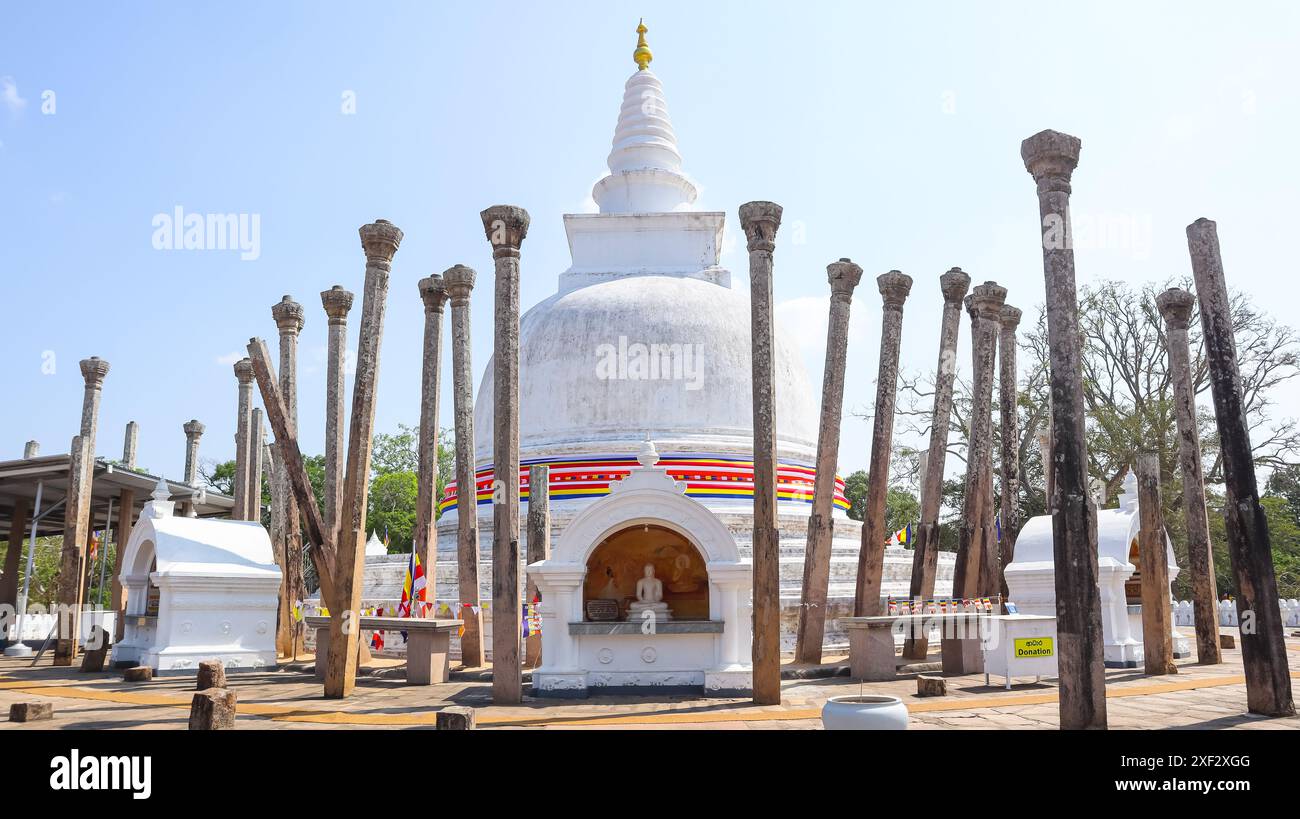 Thuparama Vihara, 3rd Century Munument Built By King Devanampriya Tissa ...