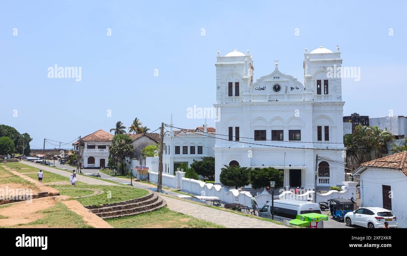 Meeran Mosque, inside Galle Fort, Galle, Sri Lanka Stock Photo - Alamy