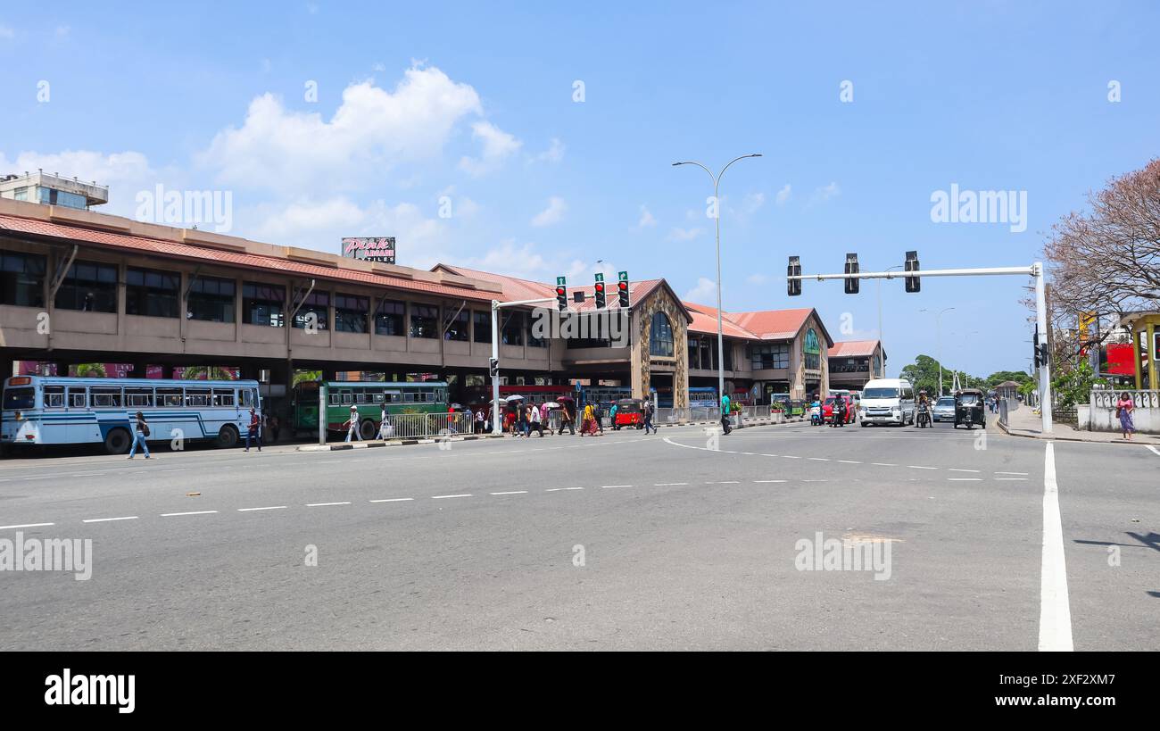 Galle Bus Stand, Galle, Sri Lanka Stock Photo - Alamy
