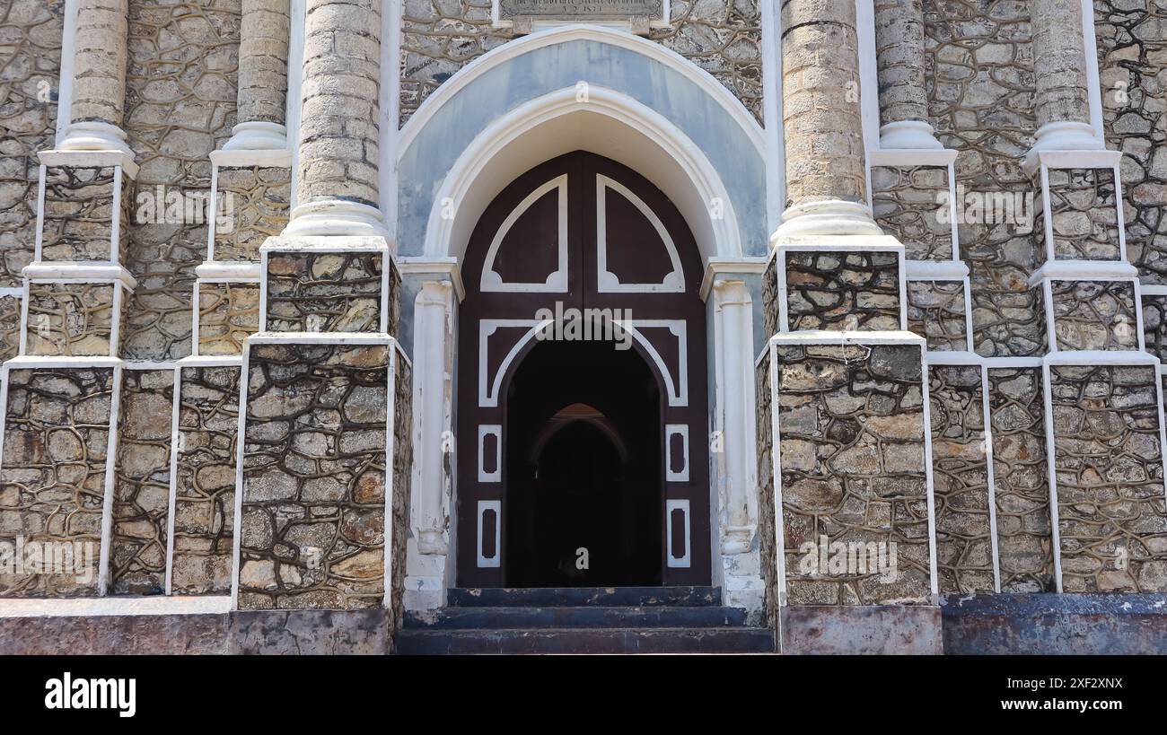 Entrance Gate of St. Mary's Cathedral, Galle, Sri Lanka Stock Photo - Alamy