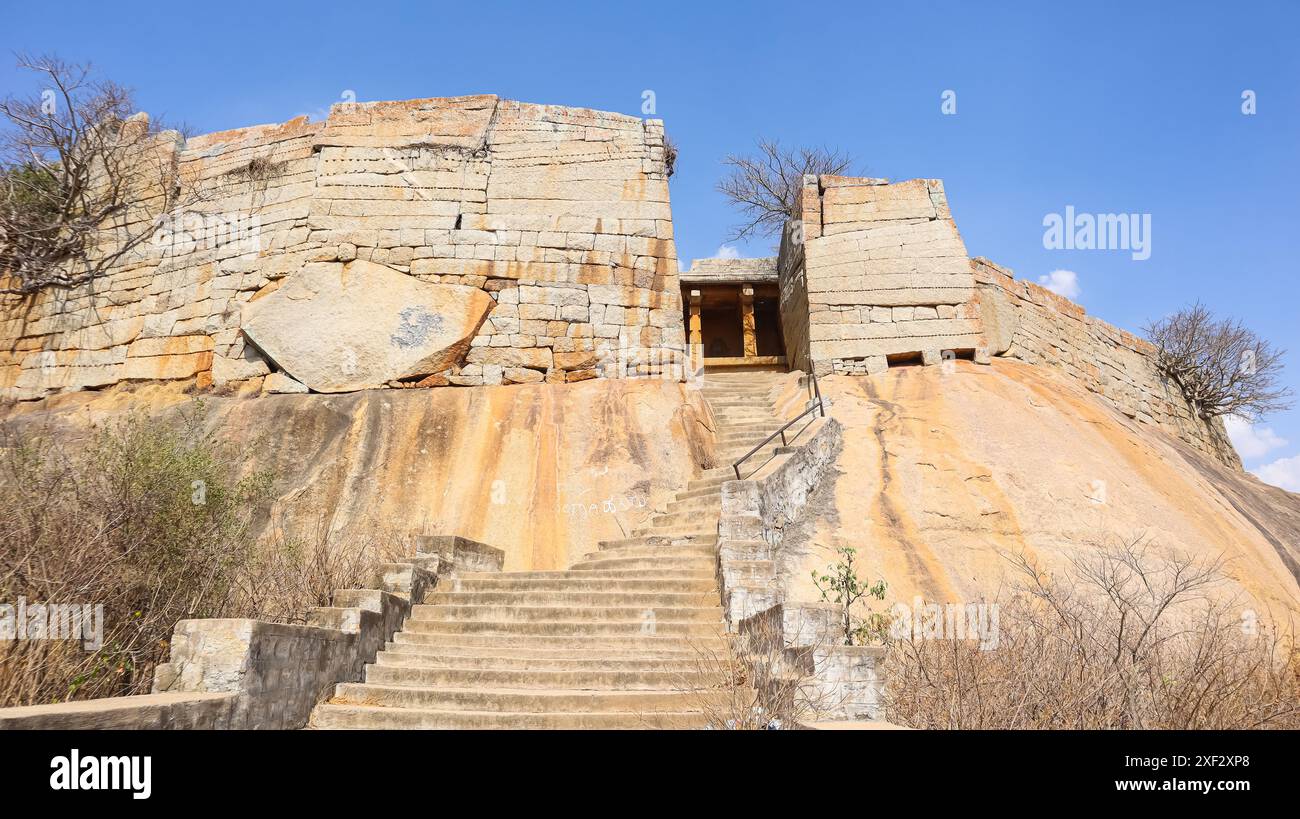 Entrance stairs for the main fort, Gudibande Fort, Chikkaballapur ...