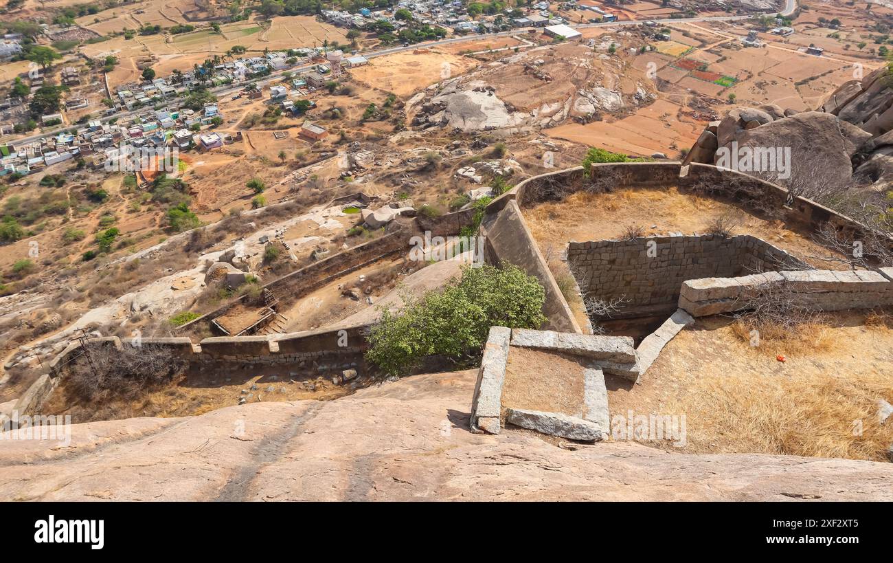 Ruin fortress of Gudibande Fort, Chikkaballapur, Karnataka, India Stock ...