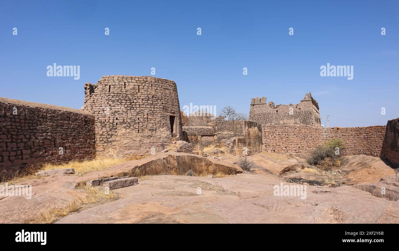 Ruined fortress of Madakasira Fort, Penukonda, Andhra Pradesh, India ...