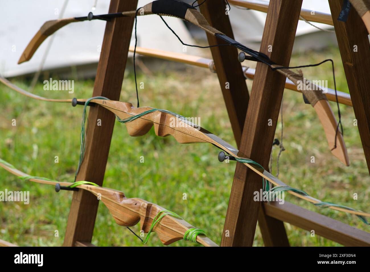 Primitive style of hunting hi-res stock photography and images - Alamy