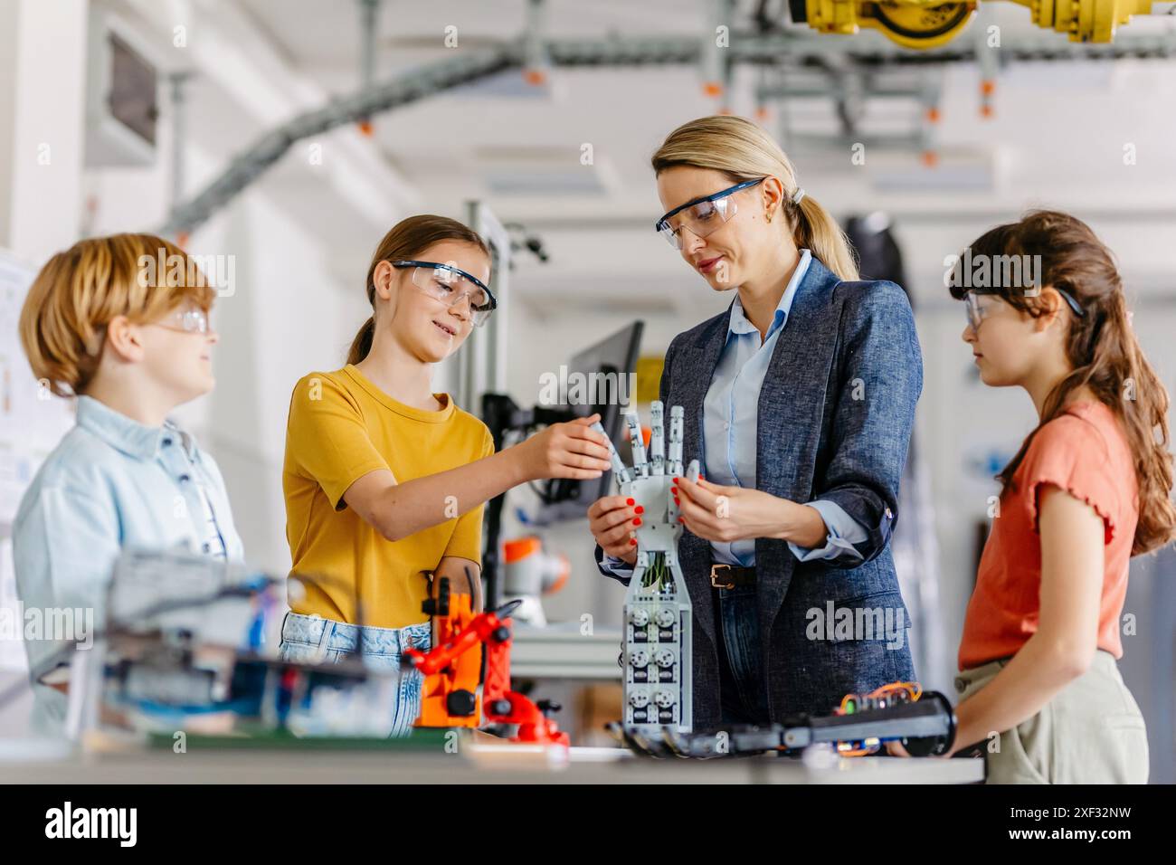 Children learning robotics in Elementary school. Young students ...