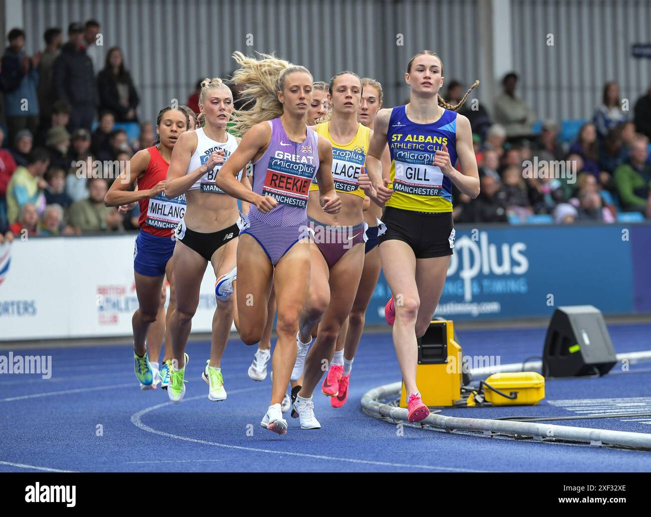Phoebe Gill and Jemma Reekie competing in women's 800m finals at the UK ...