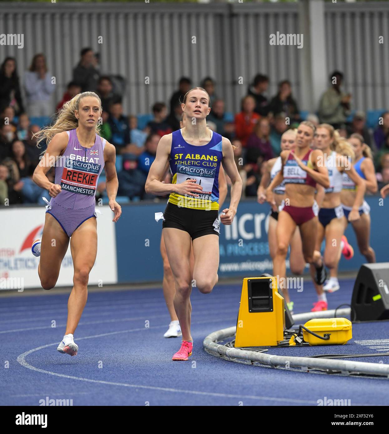 Phoebe Gill and Jemma Reekie competing in women's 800m finals at the UK ...