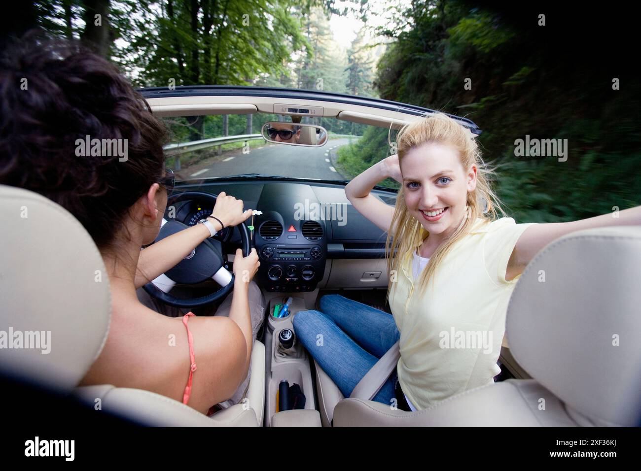 Two people car facing camera hi-res stock photography and images - Alamy