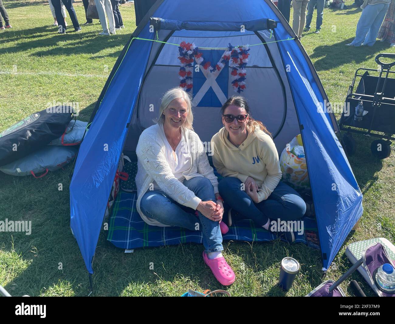 (left to right) Christine Small, 63, from Peterhead, and daughter Lorna ...