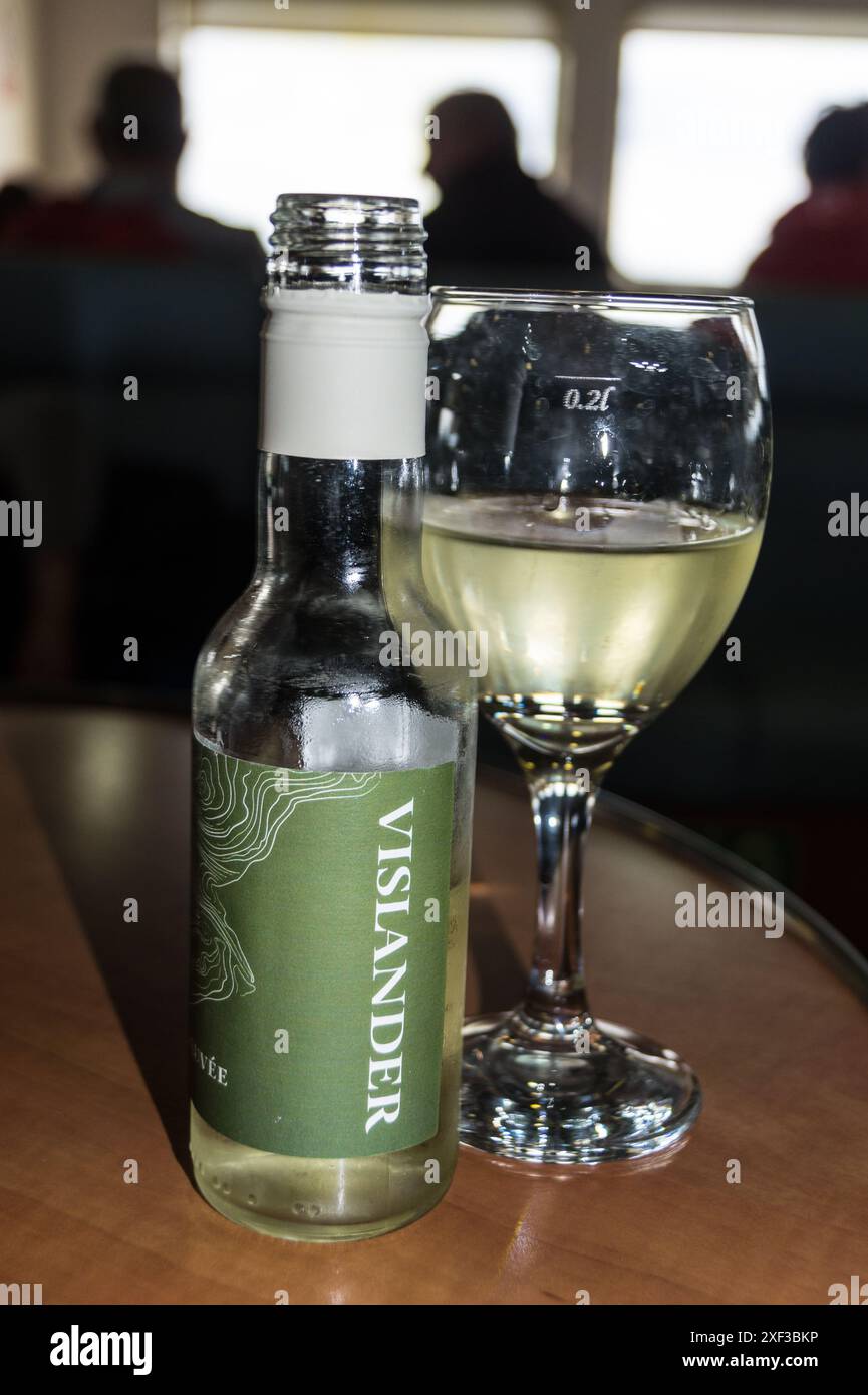 Vislander white wine hi-res stock photography and images - Alamy