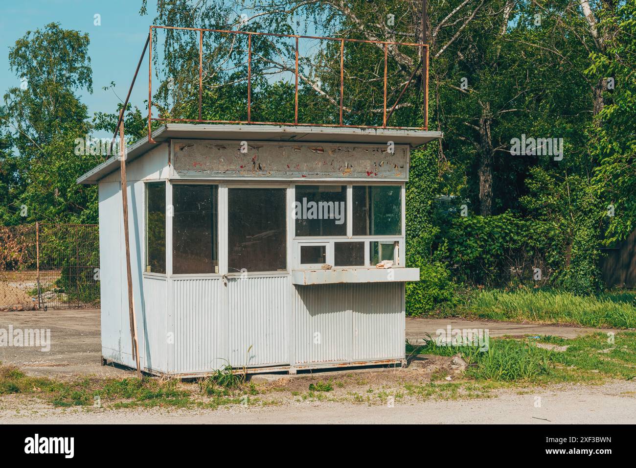 Old abandoned kiosk at the street, selective focus Stock Photo - Alamy