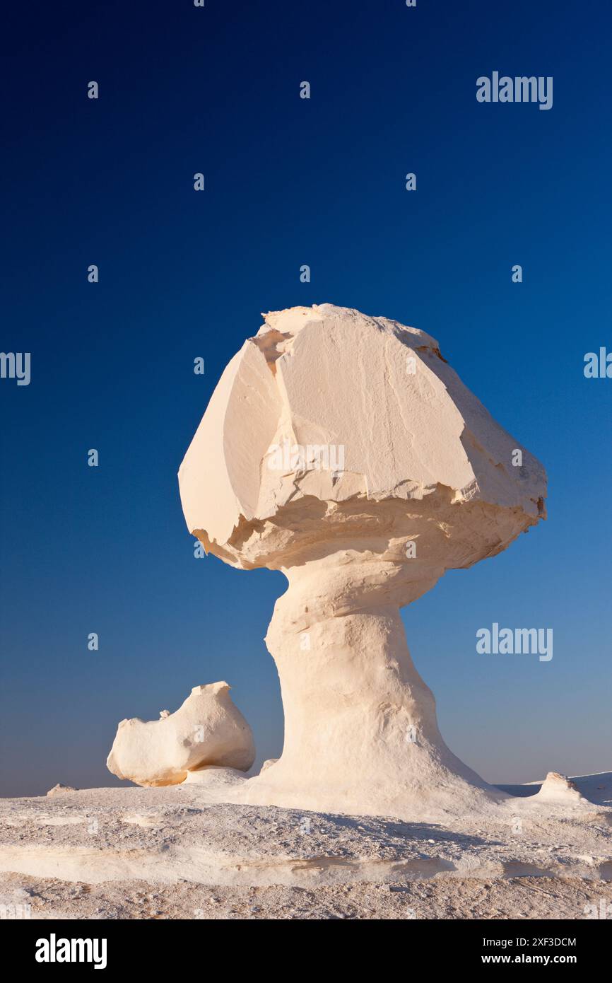 Limestone rock formations and figures in desert, Egypt Stock Photo - Alamy