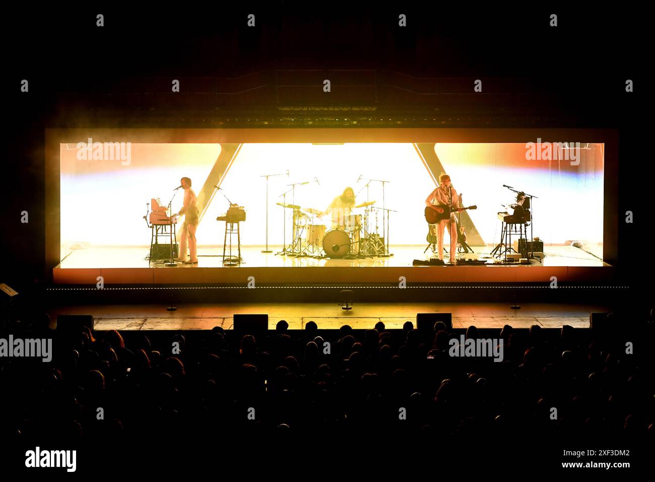 LONDON, ENGLAND - MAY 30: Jean-Benoît Dunckel and Nicolas Godin of ’AIR ...