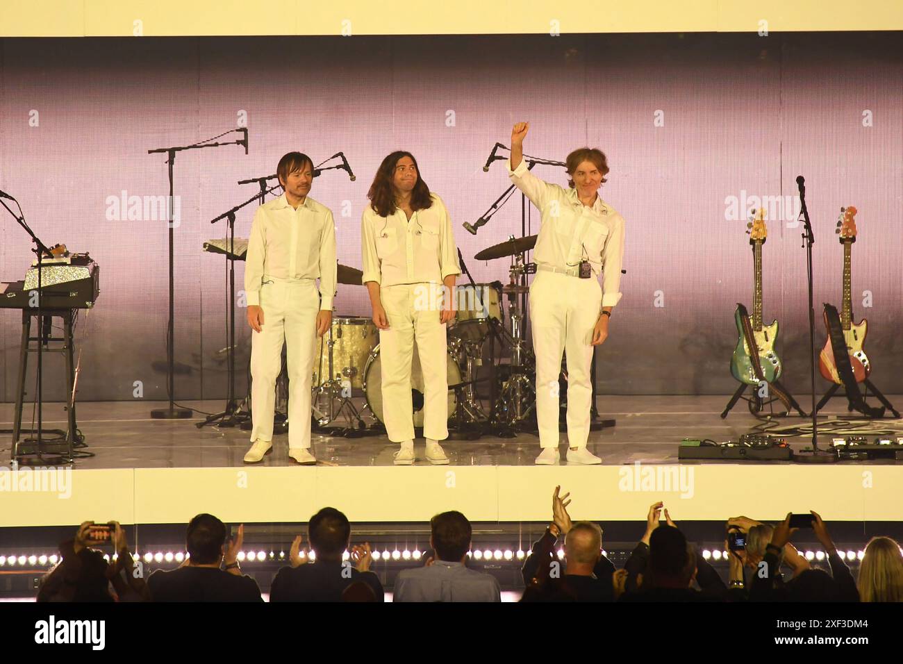 LONDON, ENGLAND - MAY 30: Jean-Benoît Dunckel and Nicolas Godin of ’AIR ...