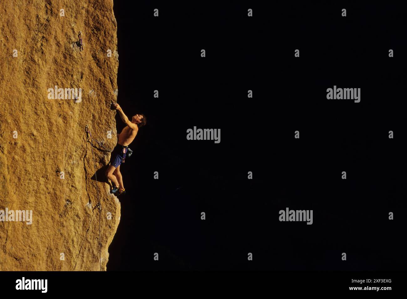 Rock climber at Smith Rock State Park, Oregon, USA Stock Photo - Alamy