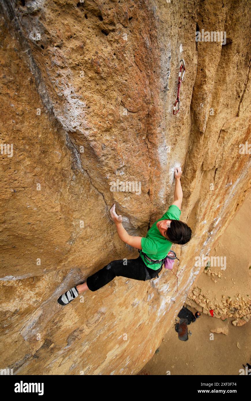 Rock climbing in Smith Rock State Park, Oregon, USA Stock Photo - Alamy