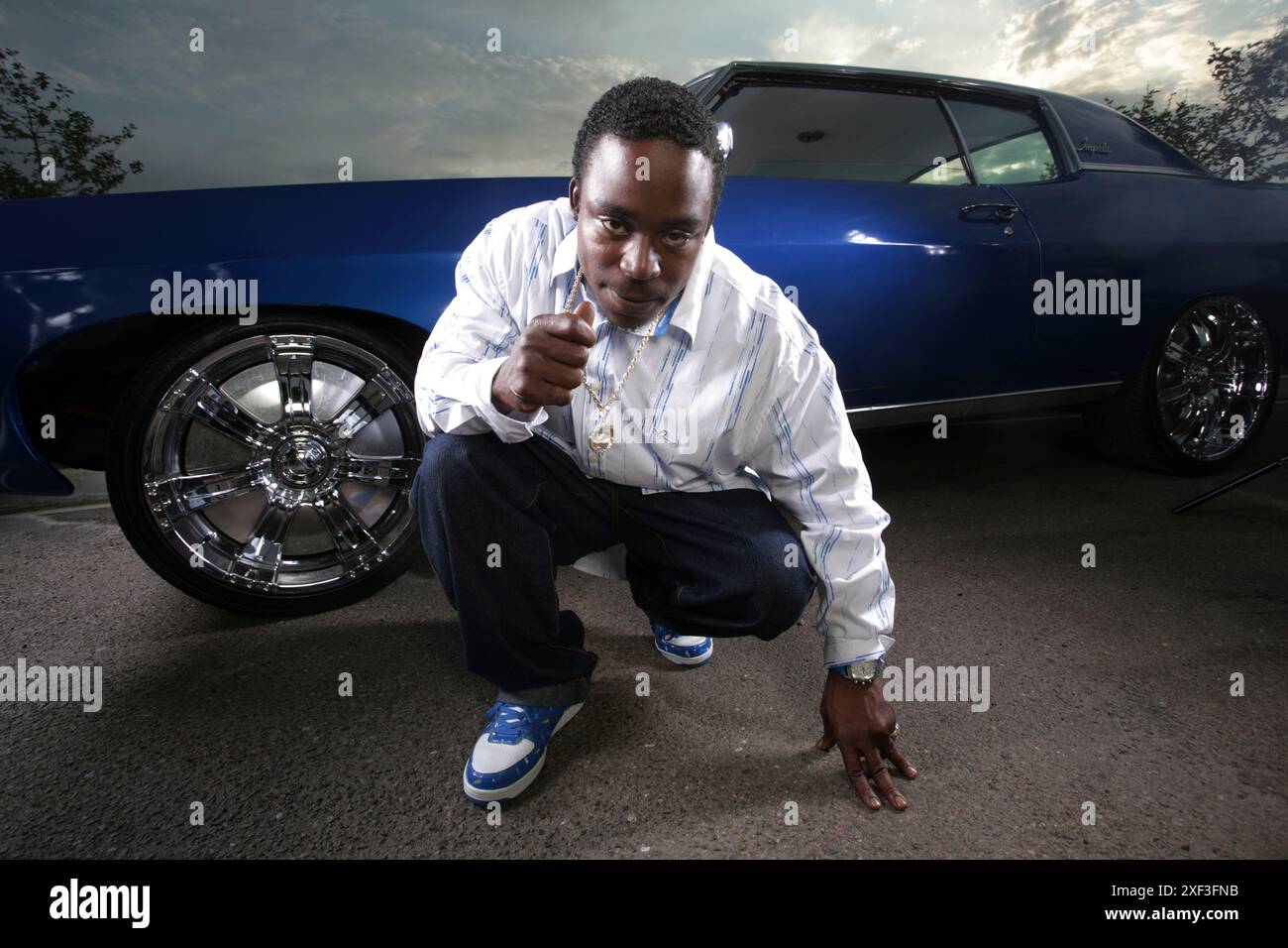 Black rapper bling hi-res stock photography and images - Alamy