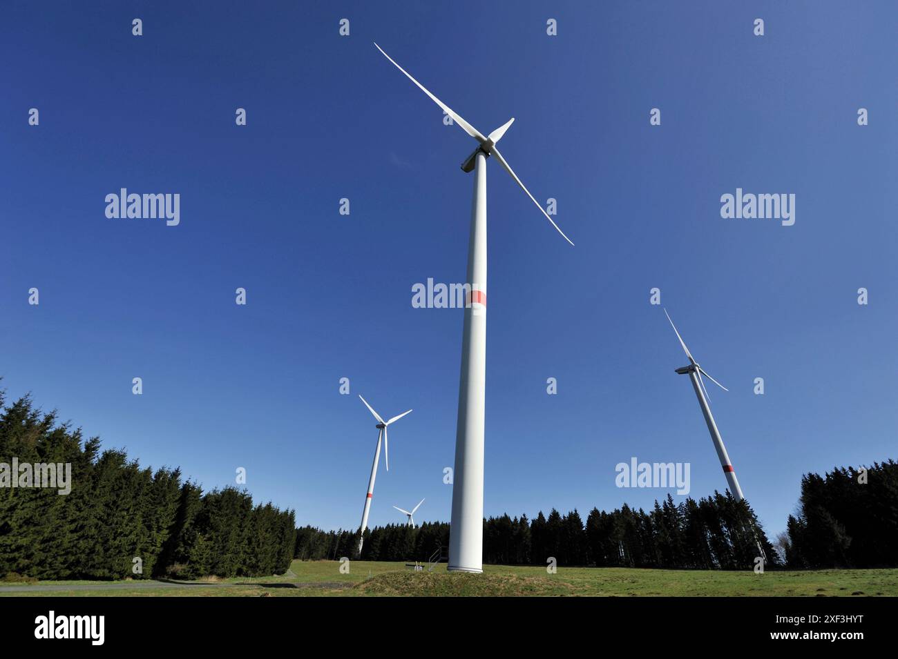 Electricity photographs hi-res stock photography and images - Alamy