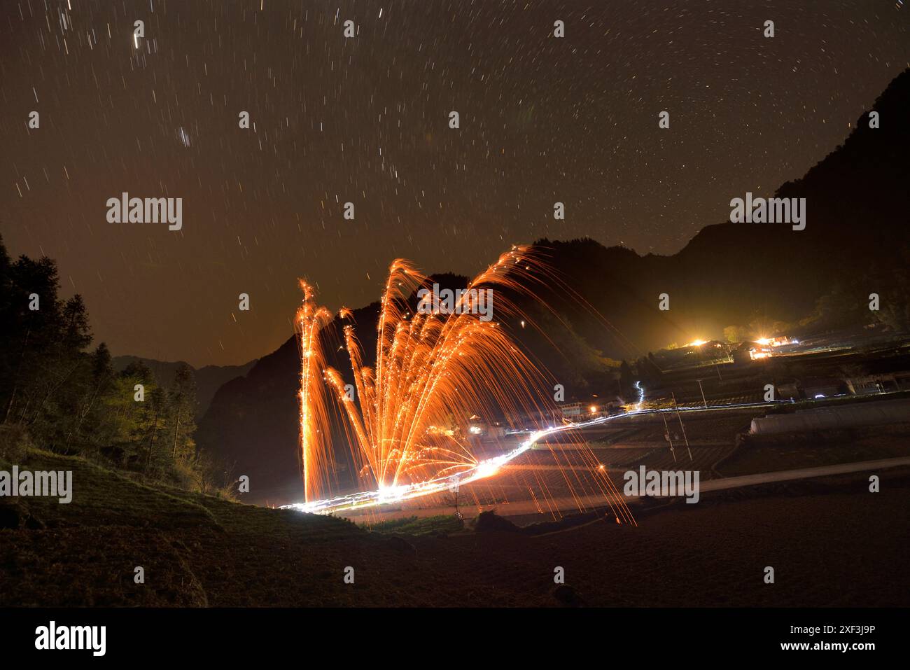 Caving Expedition to explore the caves of the Tongzi mastersystem in ...