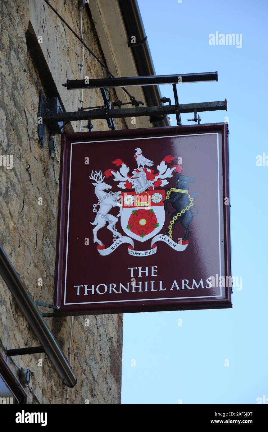 The Thornhill Arms inn sign, Rushton, Northamptonshire Stock Photo - Alamy