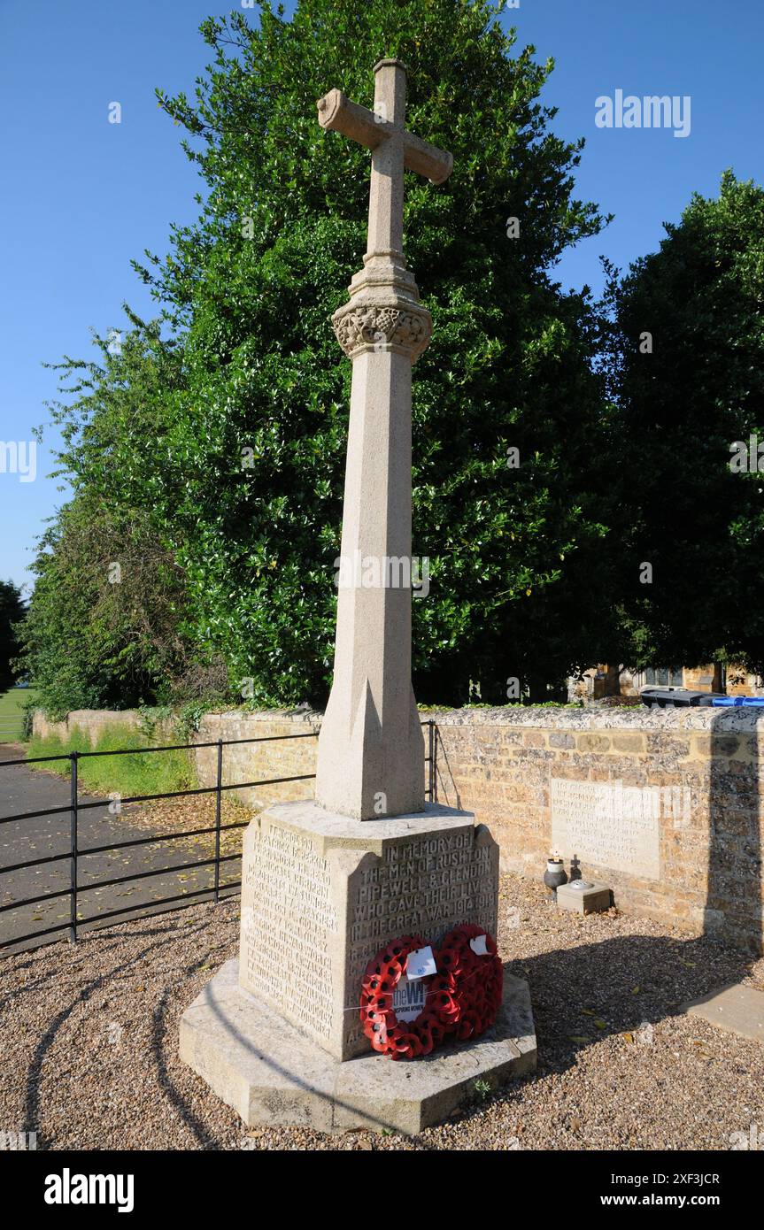 War Memorial, Rushton, Northamptonshire Stock Photo - Alamy