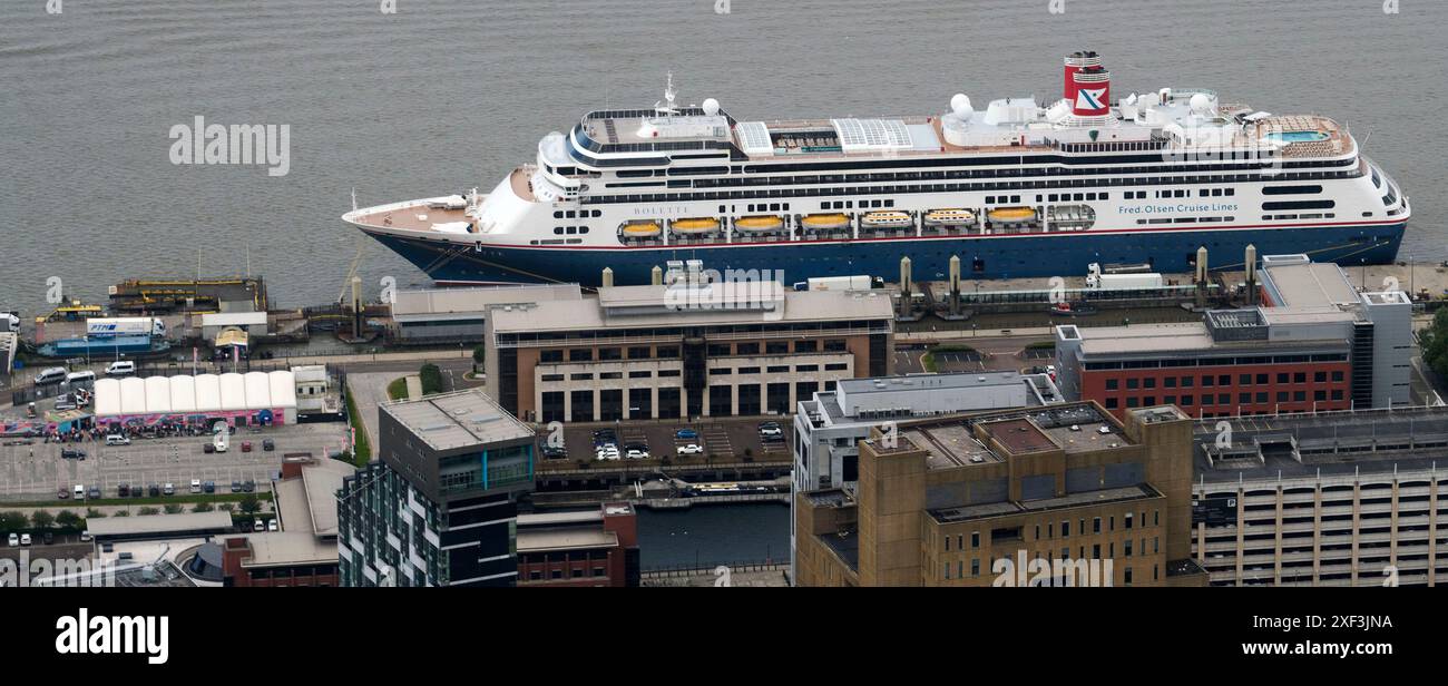 Fred olsen cruise liner bollette hi-res stock photography and images ...