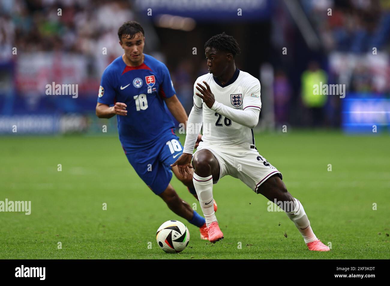 Kobbie Mainoo (England)David Strelec (Slovakia) during the UEFA Euro ...