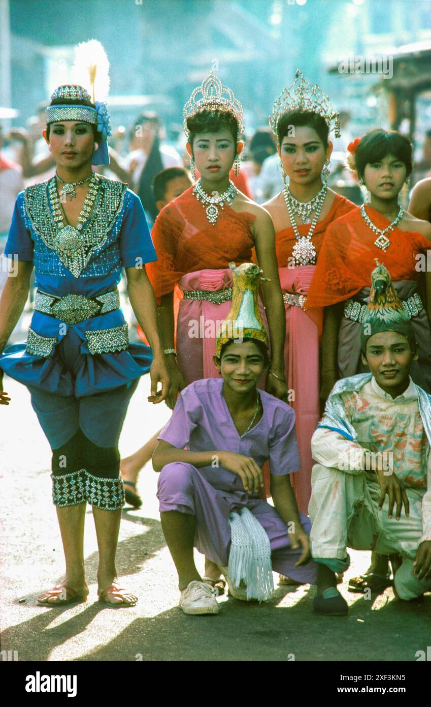 Transvestites hi-res stock photography and images - Alamy