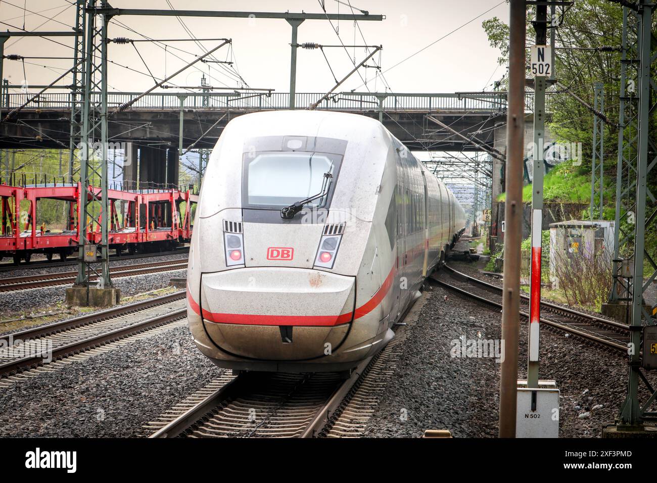 Intercity Express Zug ICE - ICE4 - Baureihe 412 der Deutschen Bahn im ...