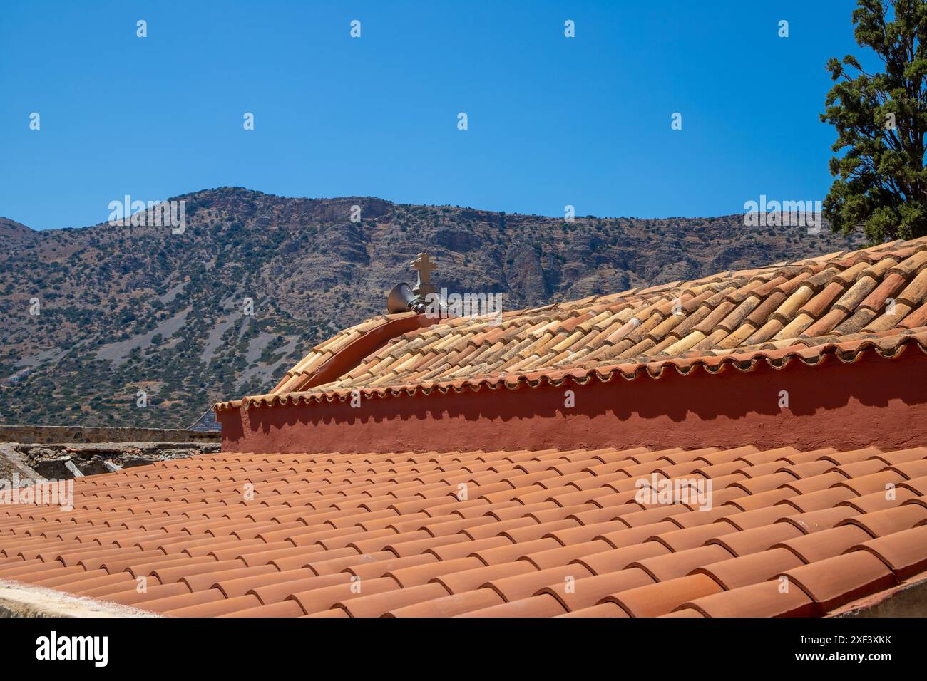 Mediterranean roof terracotta with a mountain in the background Stock ...