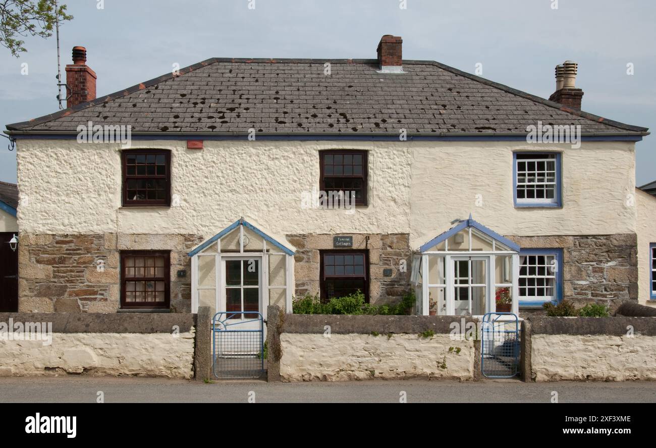 Cornwall cottage view hi-res stock photography and images - Alamy
