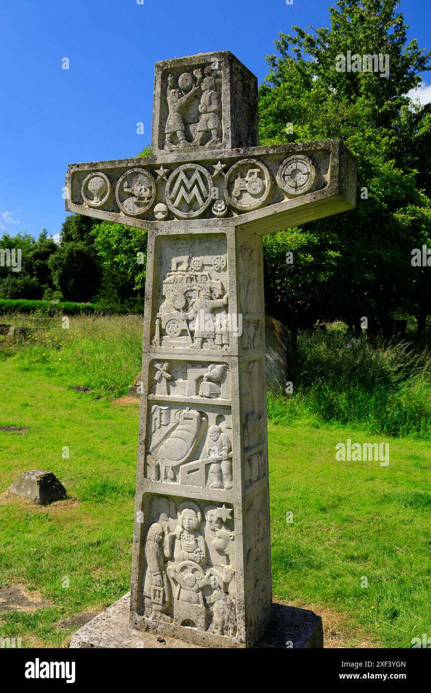 Millennium Cross, a Celtic style cross by sculptor Eric Stanford in the ...