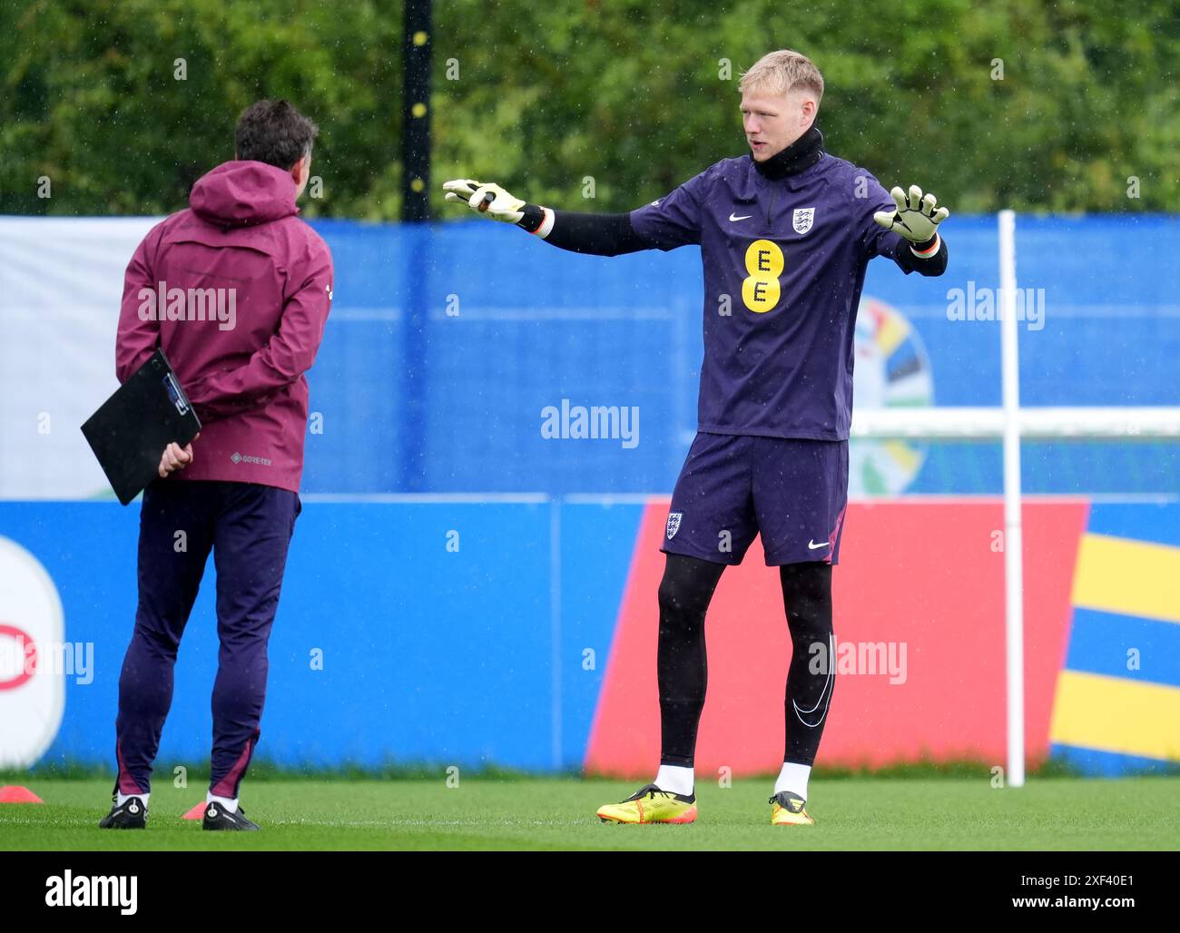 England goalkeeper Aaron Ramsdale (right) during a training session at ...