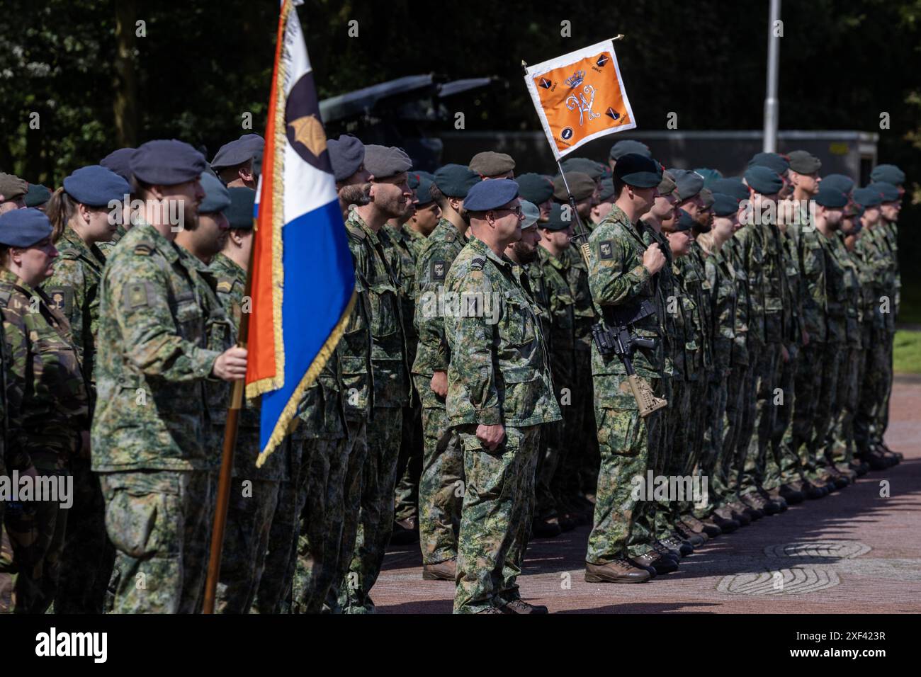 VREDEPEEL - Military personnel took office during a founding ceremony ...