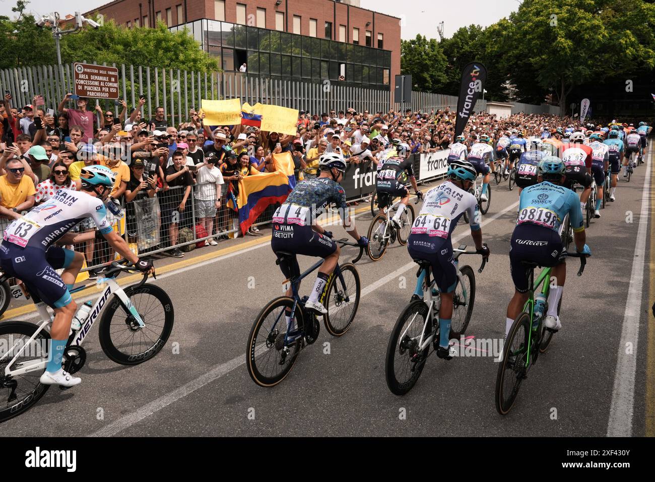 Piacenza, Italia. 01st July, 2024. The start of the Tour de France Stage 3 from Piacenza to ...